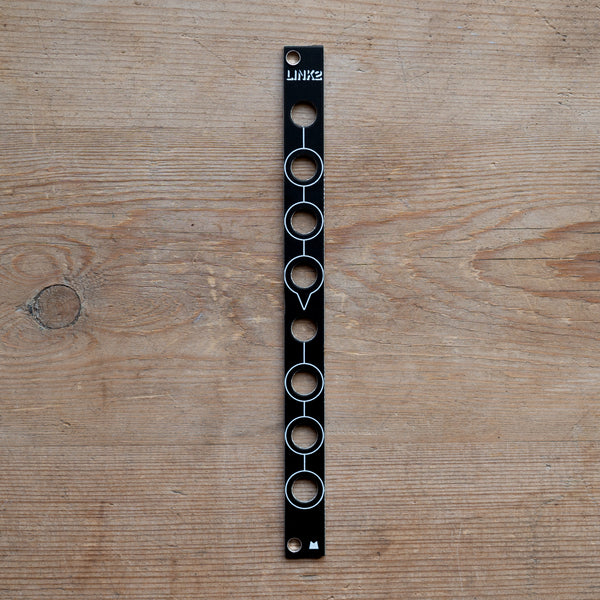 Link 2 black panel – Mork Modules