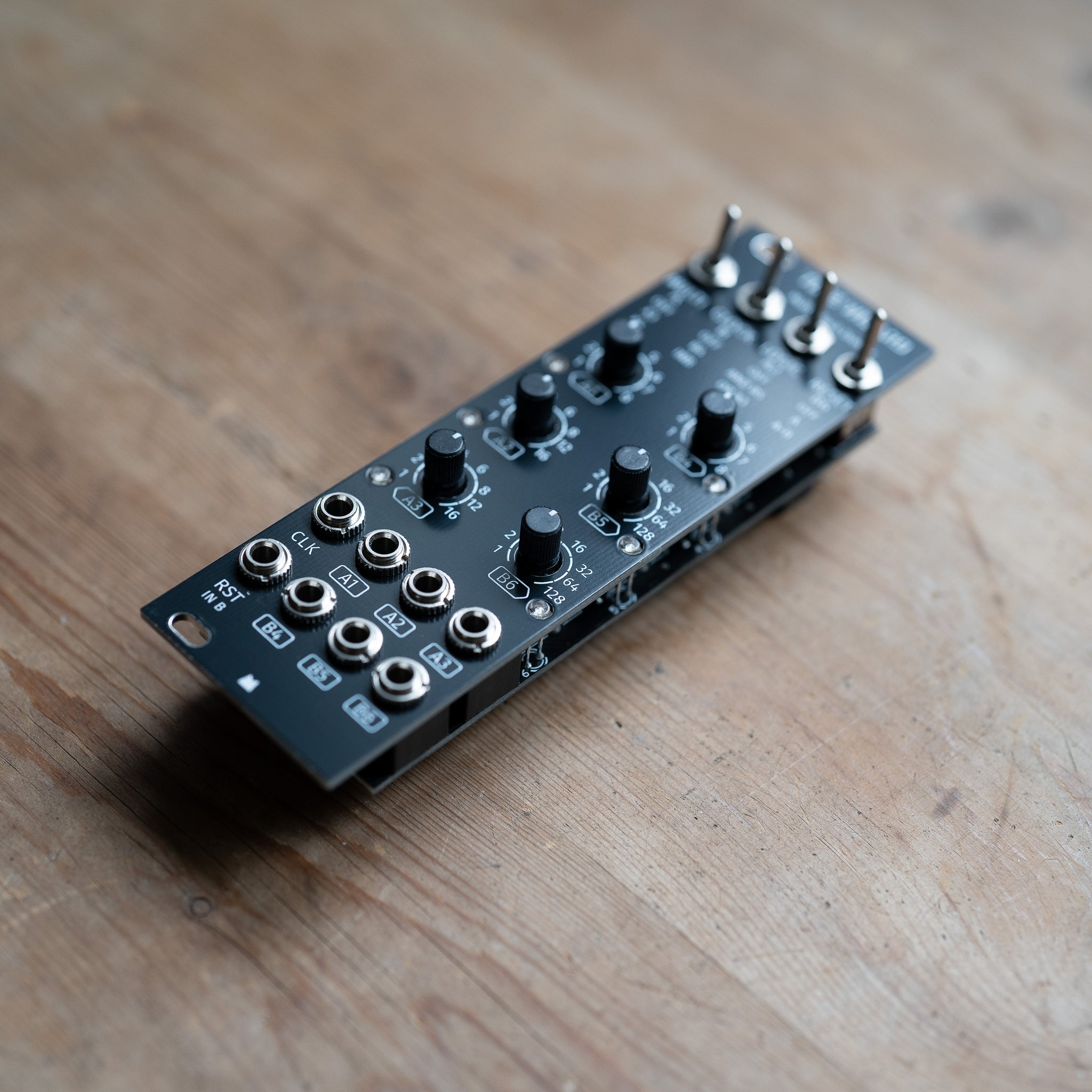 Time Wizard black panel – Mork Modules