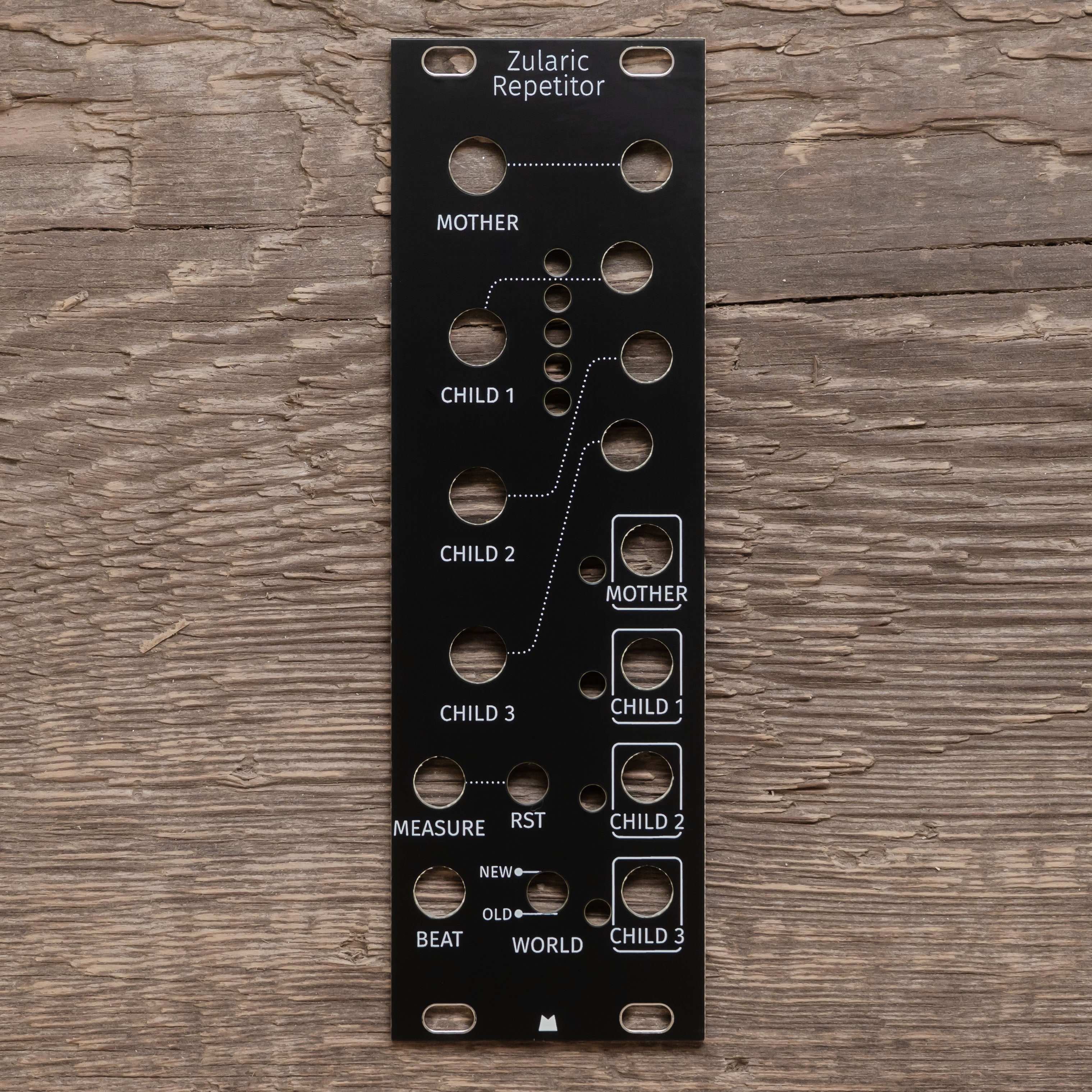 Zularic Repetitor black panel – Mörk Modules