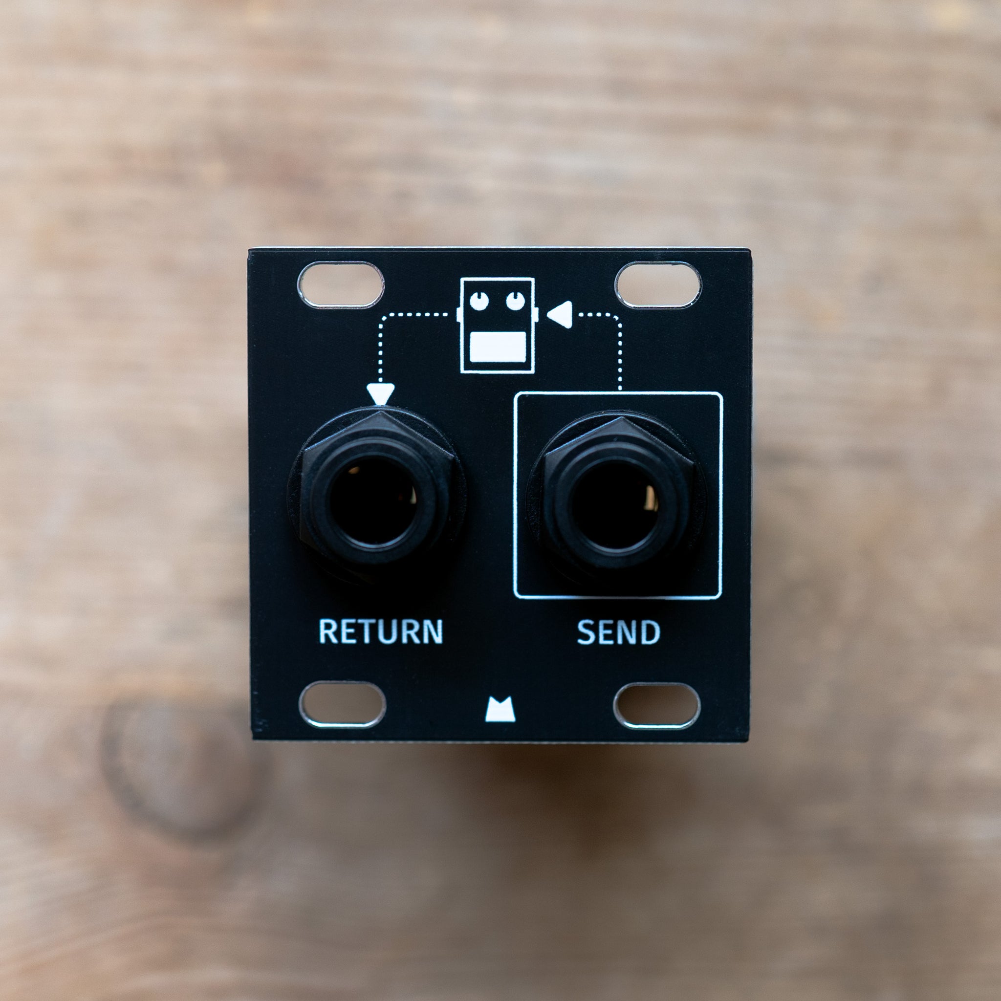 Pedal I/O Jacks 1U black panel – Mork Modules